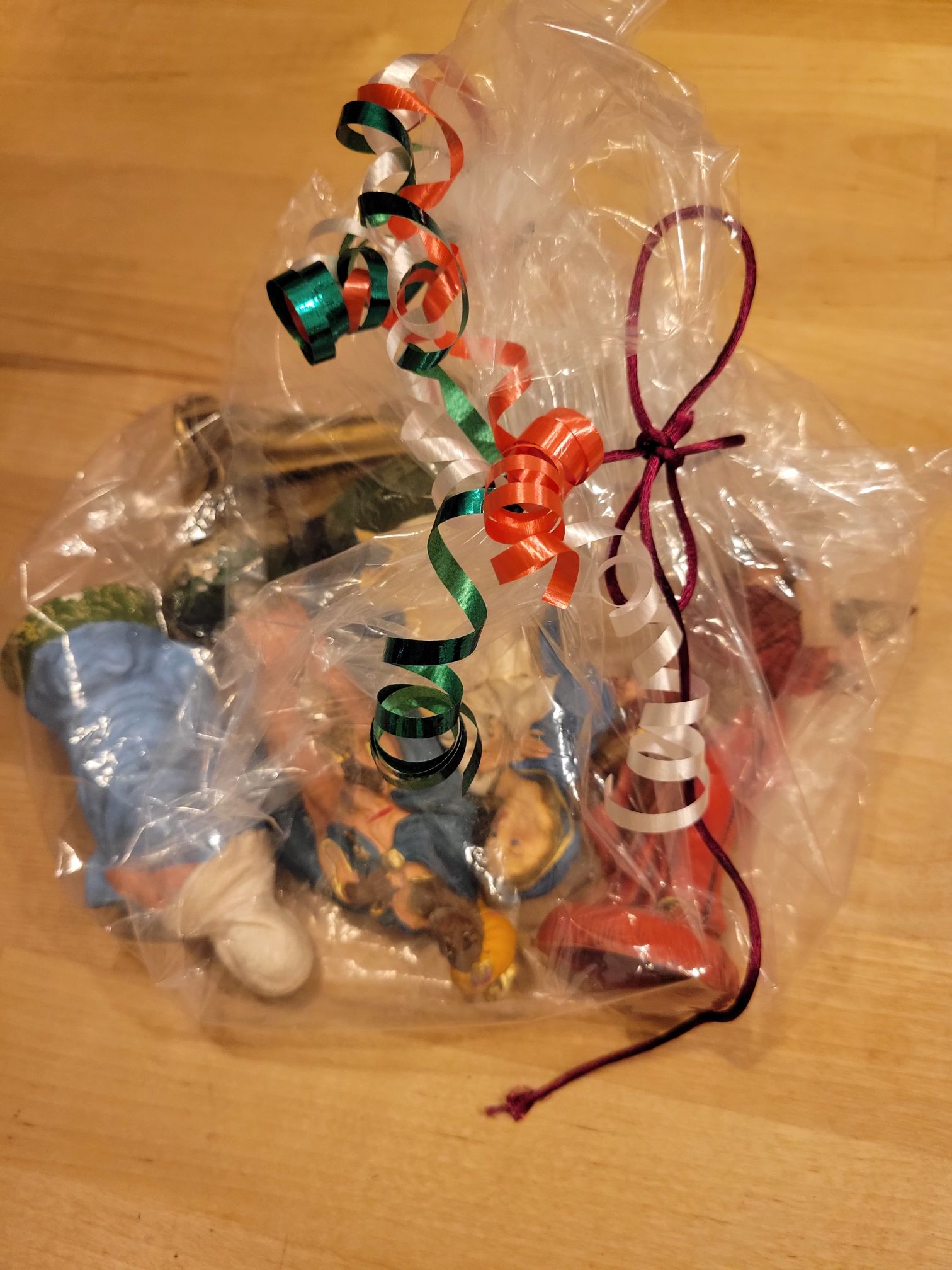 Christmas Trappings: For Mom – Falmouth Style